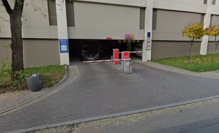 Gdzie najlepiej zaparkować samochód w Krakowie? Poradnik dla turystów ...